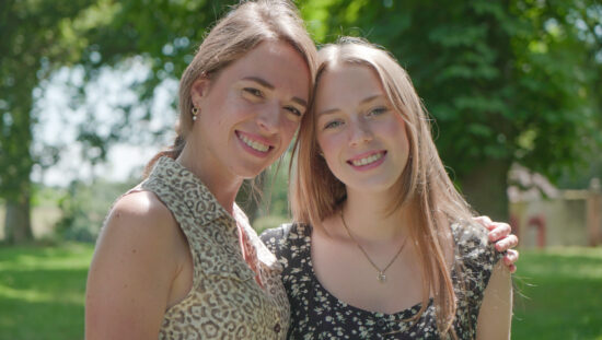 Stephanie Planckaert over tienerzwangerschap: “ik raad het niemand aan ...